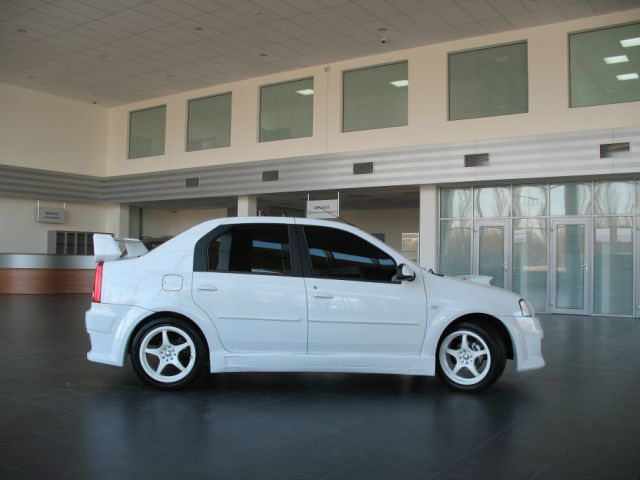 My perfect Renault Logan. 3DTuning - probably the best car configurator!