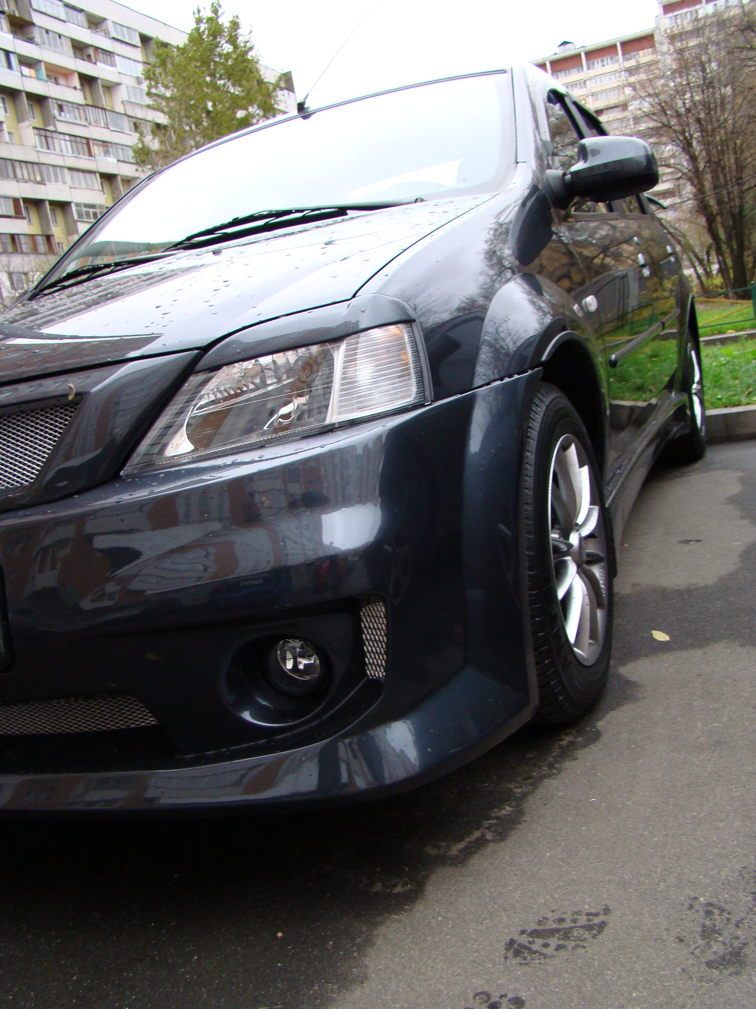 My perfect Renault Logan. 3DTuning - probably the best car configurator!